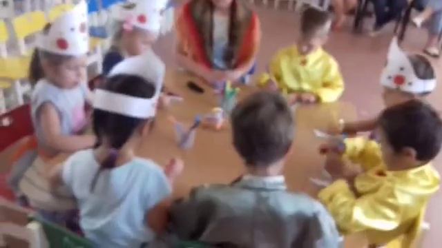 Дымковские красавицы. Дидактическая игра.mp4