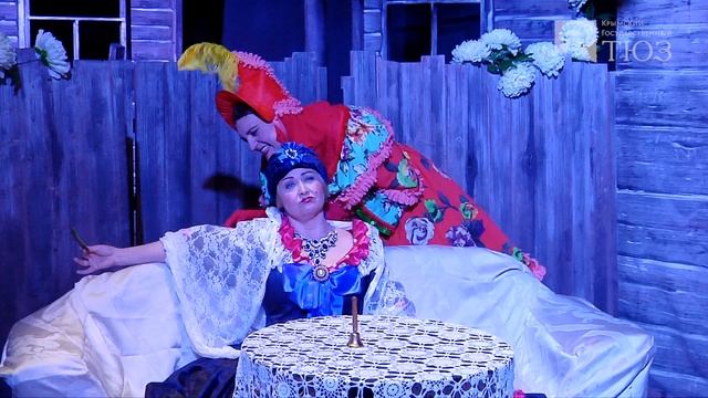 Сергей Толстых - интервью на фоне спектакль "Женитьба Бальзаминова"