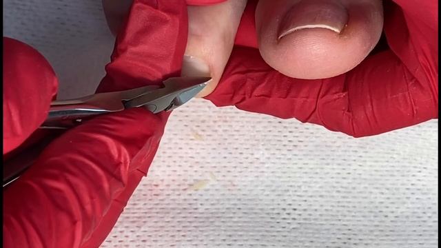 Педикюр пальчики. Аппаратная обработка ногтей.