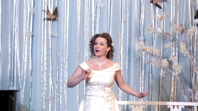 И. Штраус "Весенние голоса"  исп. Наталья Булдышева. Музыкальная гостиная. 27.03.2022г