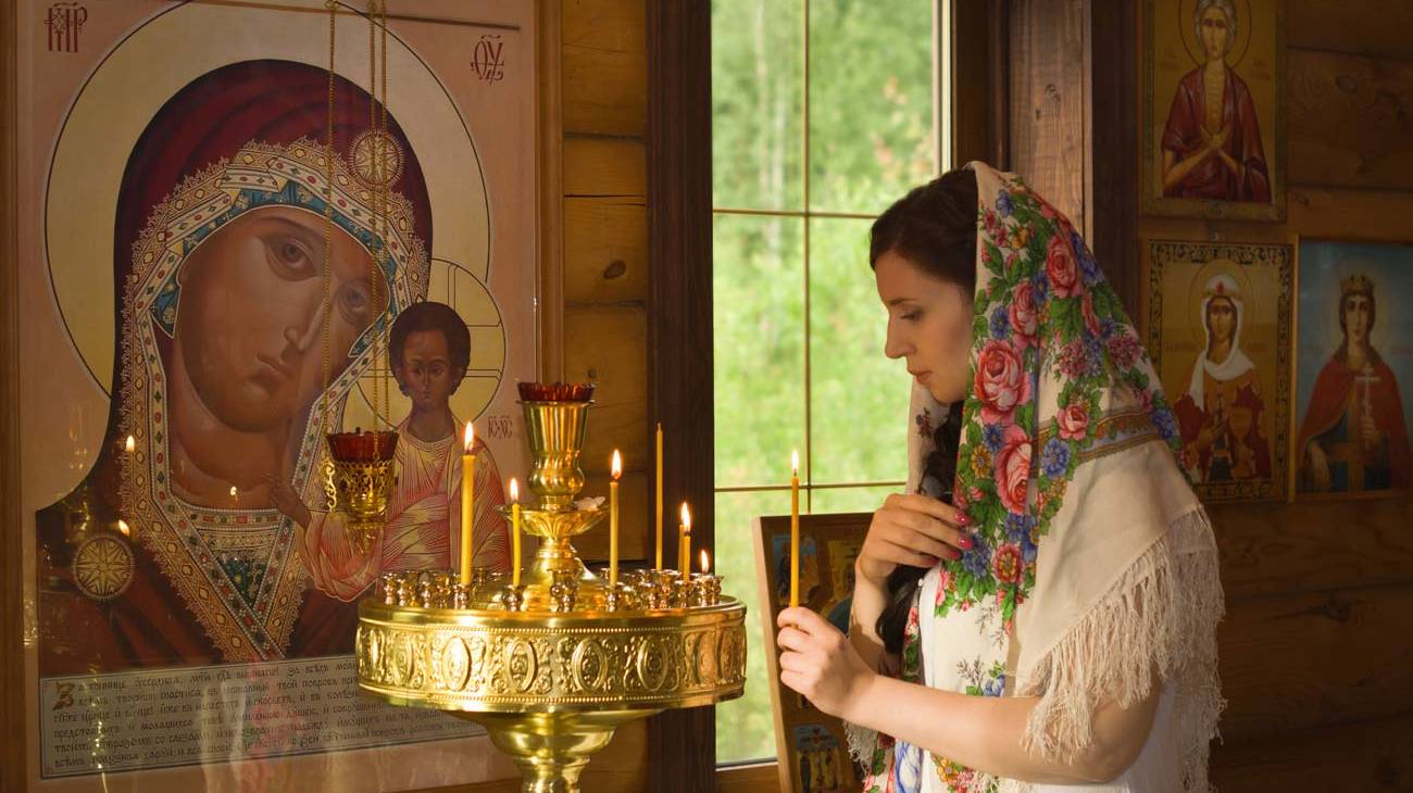 Женщина в храме, Протоиерей Андрей Федоров