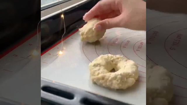 Сырные бублики