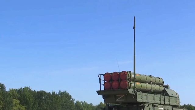 Работа зенитно-ракетных комплексов БУК М2 и Бук М3 на Украине.
