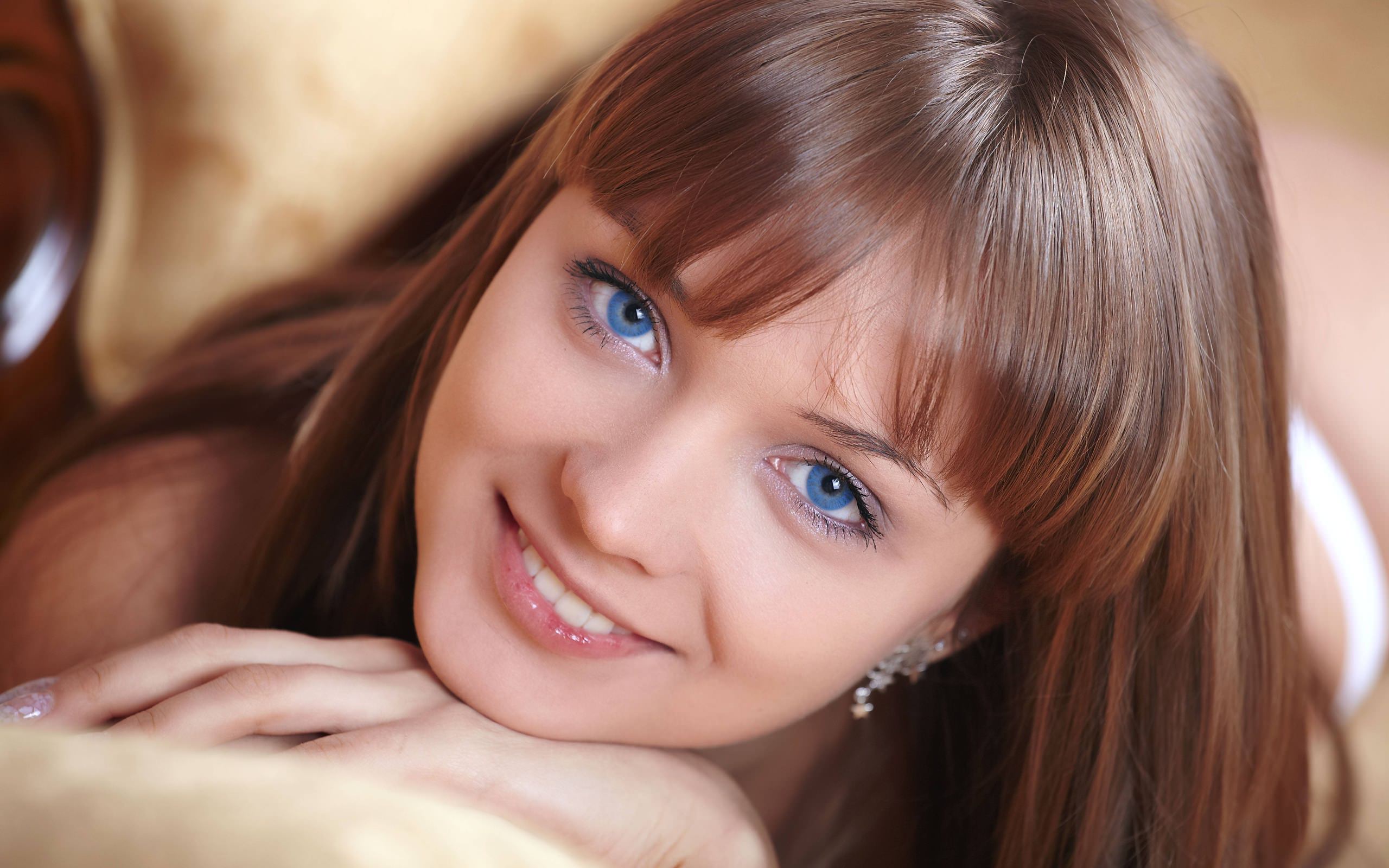 Смотрю в глаза небесные.mp4