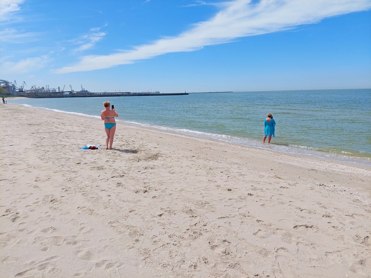 Ейск: центральный пляж 27 апреля 2022