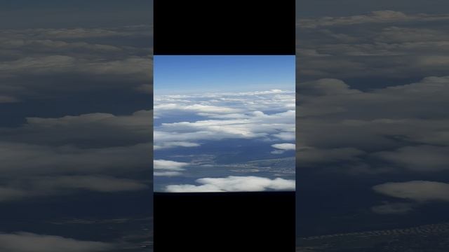 Полет над облаками. Какая красота. Вы как считаете?