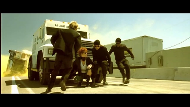 Стивен Дорфф в боевике «Неудержимые / Steal, 2002» Муз.клип