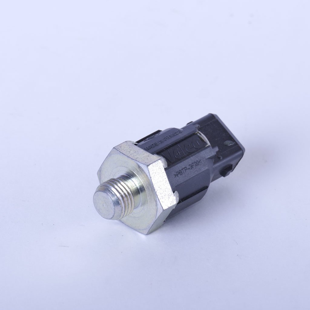 Датчик детонации Рено Логан 1.4