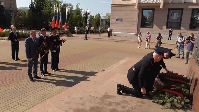 г.Орёл - 09.05.2018г.- День победы - Возложение цветов (Самопал)