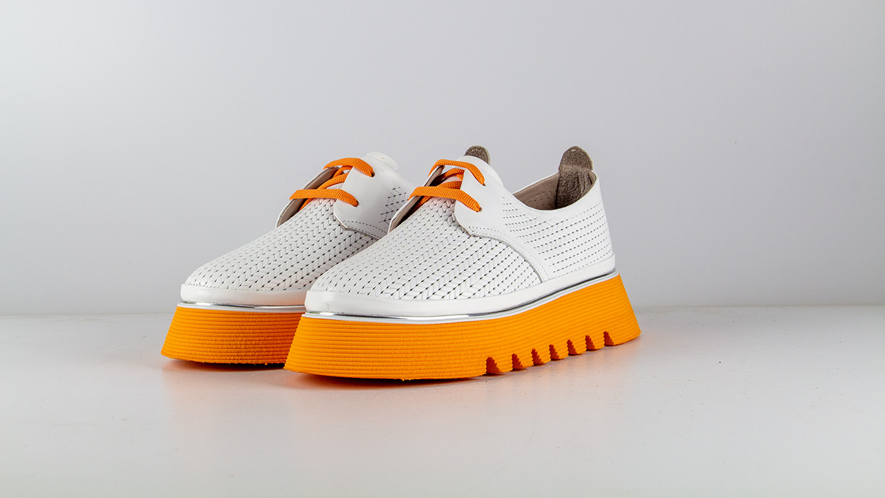 Сникеры Aquamarin женские белые 0222-606-ORANJ