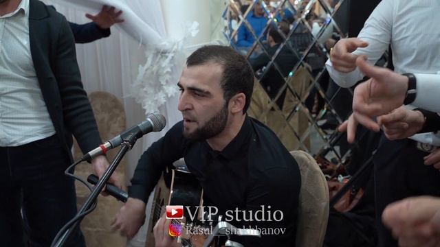 Очень красивая песня под гитару мурашки по коже !!