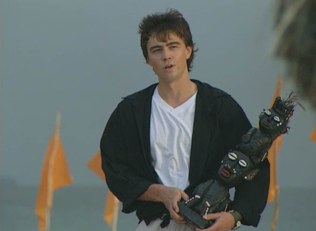 Последний герой, 2 серия