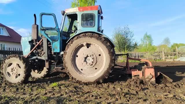 ТРАКТОР Т-40 с Самодельной ПОЧВОФРЕЗОЙ. Фрезерование 2023г.