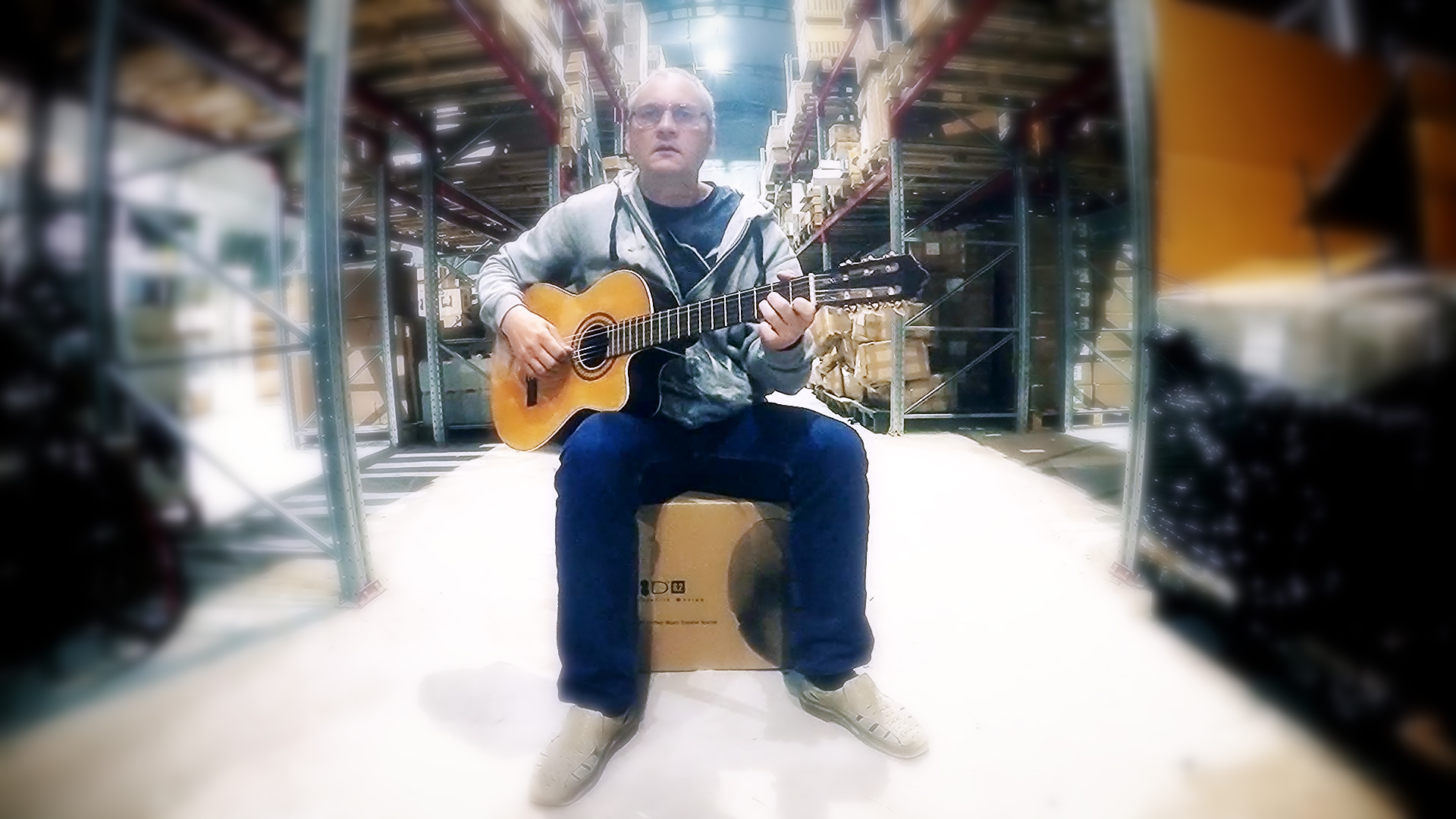 Девочка летом