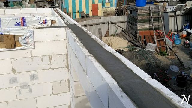 Армопояс опалубка вязка арматуры и заливка💪Ублок для армопояса🏣Строим сами для себя