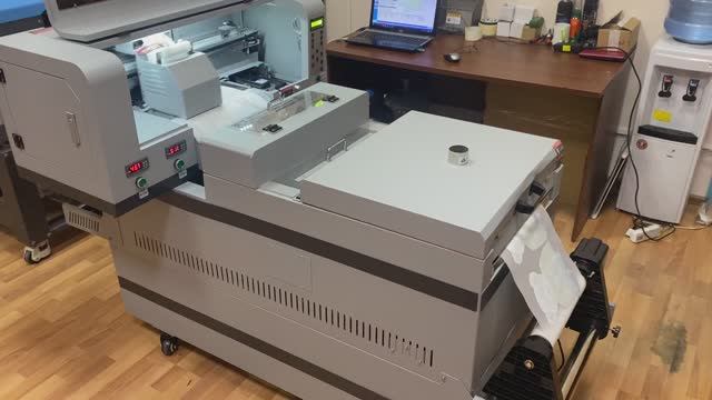 DTF текстильный принтер FS-30 для печати на футболках и любых тканях