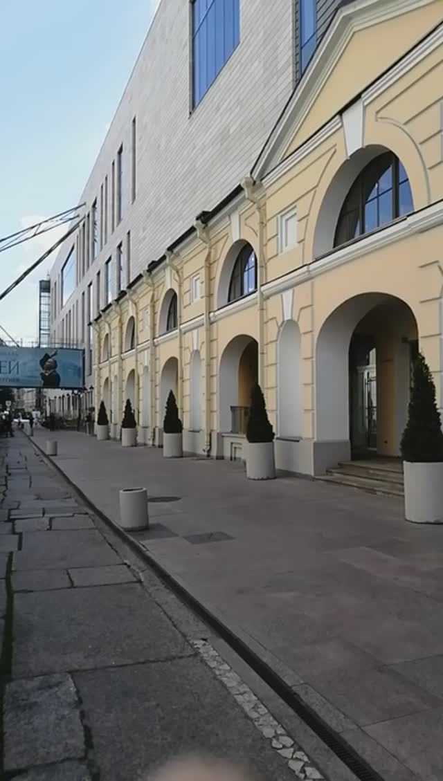 Фрагмент стены Литовского рынка. Декабристов ,34. Коломна — исторический р-н Петербурга