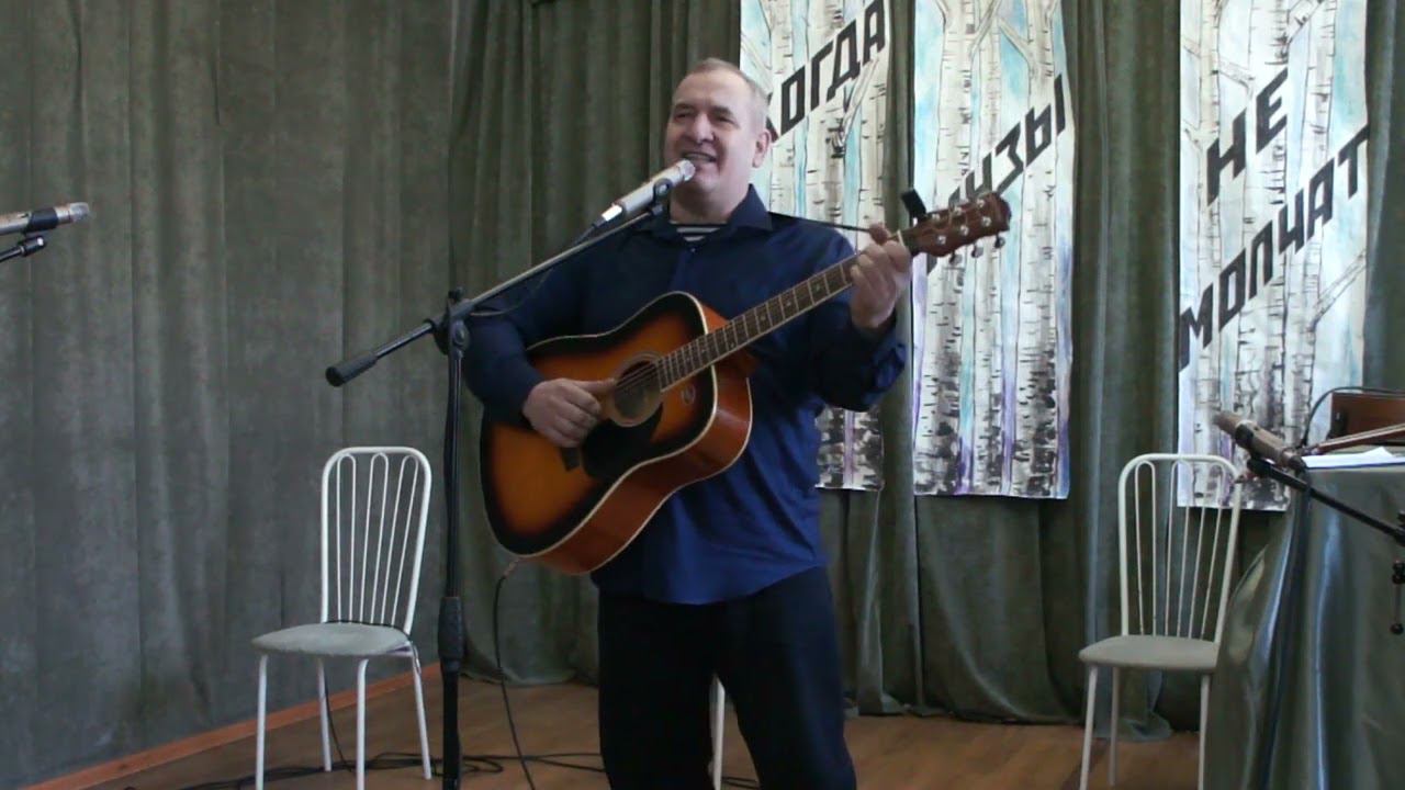 ДЕВЧОНКА ВЫПУСКНИЦА  Военно патриотическая песня 2000 го года  Испоняет автор Евгений Воробьев