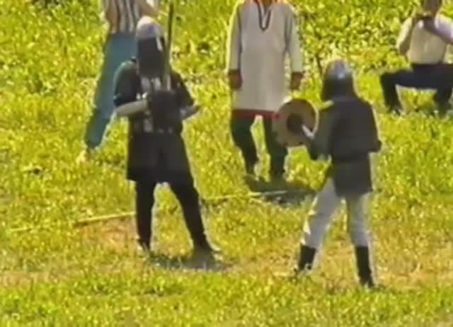 19970612 VHSrip 1КРистфех Поединок щит-меч против полуторного меча