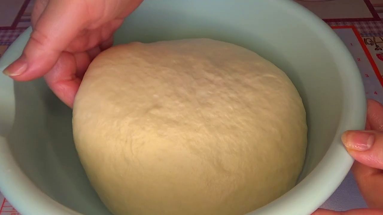 Дрожжевое тесто на молоке для пирожков и разной выпечки. Универсальное дрожжевое тесто без яиц