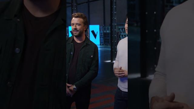 Is this the most #uniquevoice ever on #thevoice 😲 #blindauditions