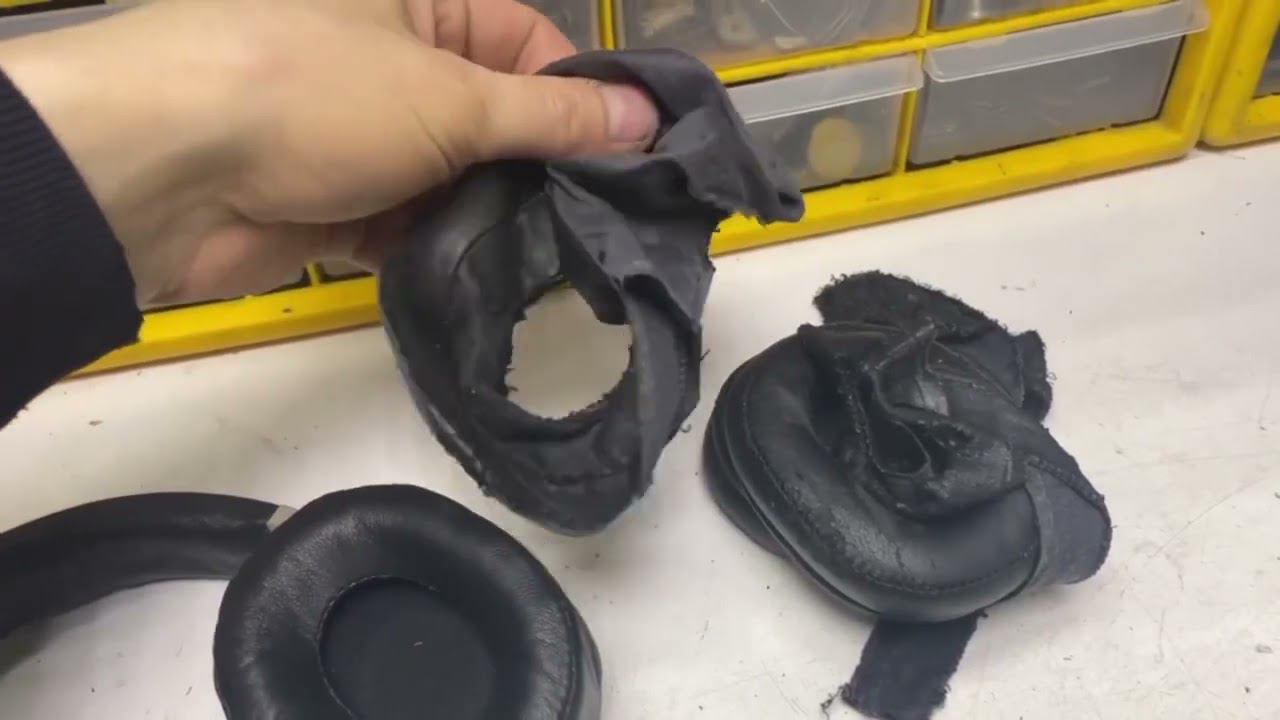 Перетяжка амбушюр наушников.