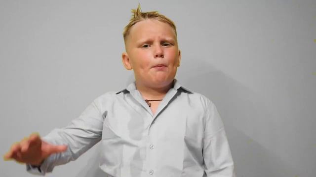 Я не люблю... (Высоцкий В.С. читает Шуваров Иван).mp4