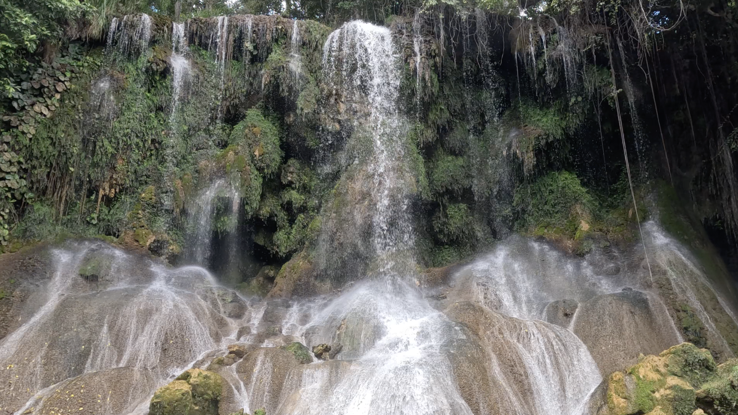 Водопад Эль Ничо - Куба