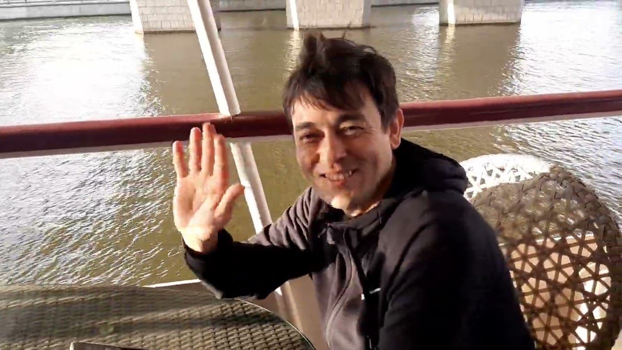 Кленовый бульвар. Отплываем