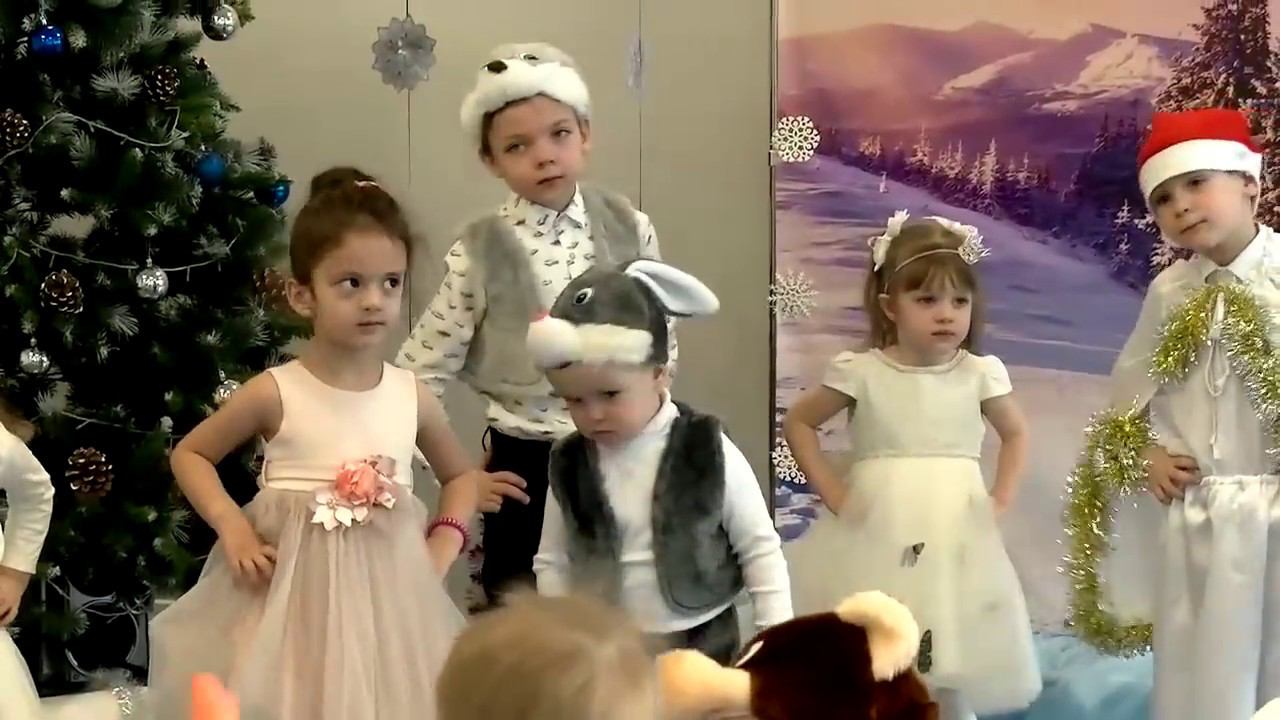 2018 12 В гостях у Ёлочки - младшие.