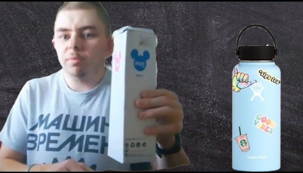 Прикольный термос с забавной кружеой