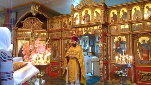 Настоятель храма протоиерей Анатолий Балясин.( 04.08.2013 )