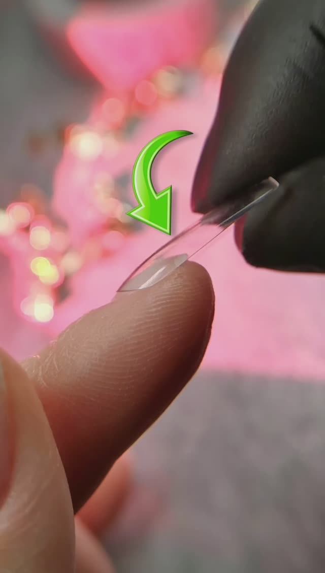 Гелевые типсы на клюющие ногти / Второй способ наращивания на гель Slime #shorts