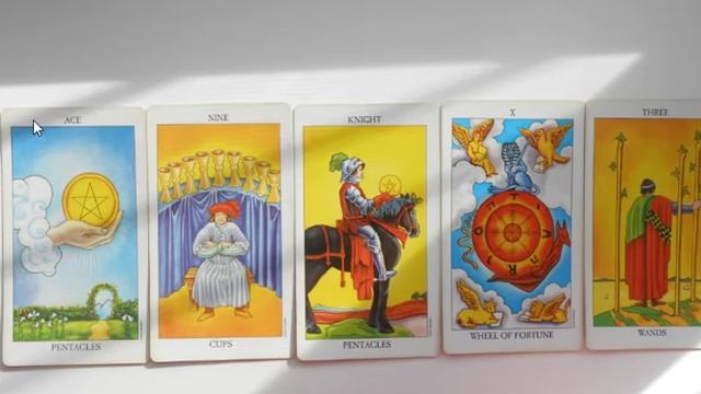 Обучающий видео урок на таро Уэйта. Рассматриваем сочетания карт