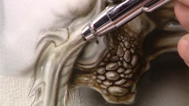 Аэрография дракон Blake McCully "Cross-Eyed"