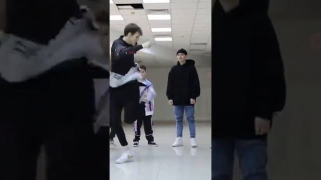 ? ⚡️ Tuzelity Dance ⚡️ ? ?   ВЕЧЕРИНКА соратников ⚡️ ? ?.mp4