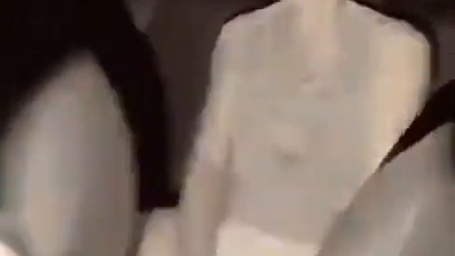 Призрак старого мужчины на дороге