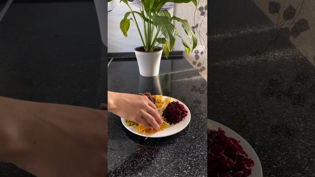 🥩 Салат с мясом и картофелем пай