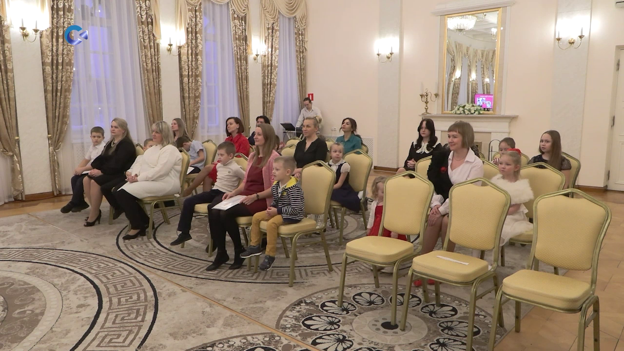 В следующем году материнский капитал проиндексируют на 7,5%