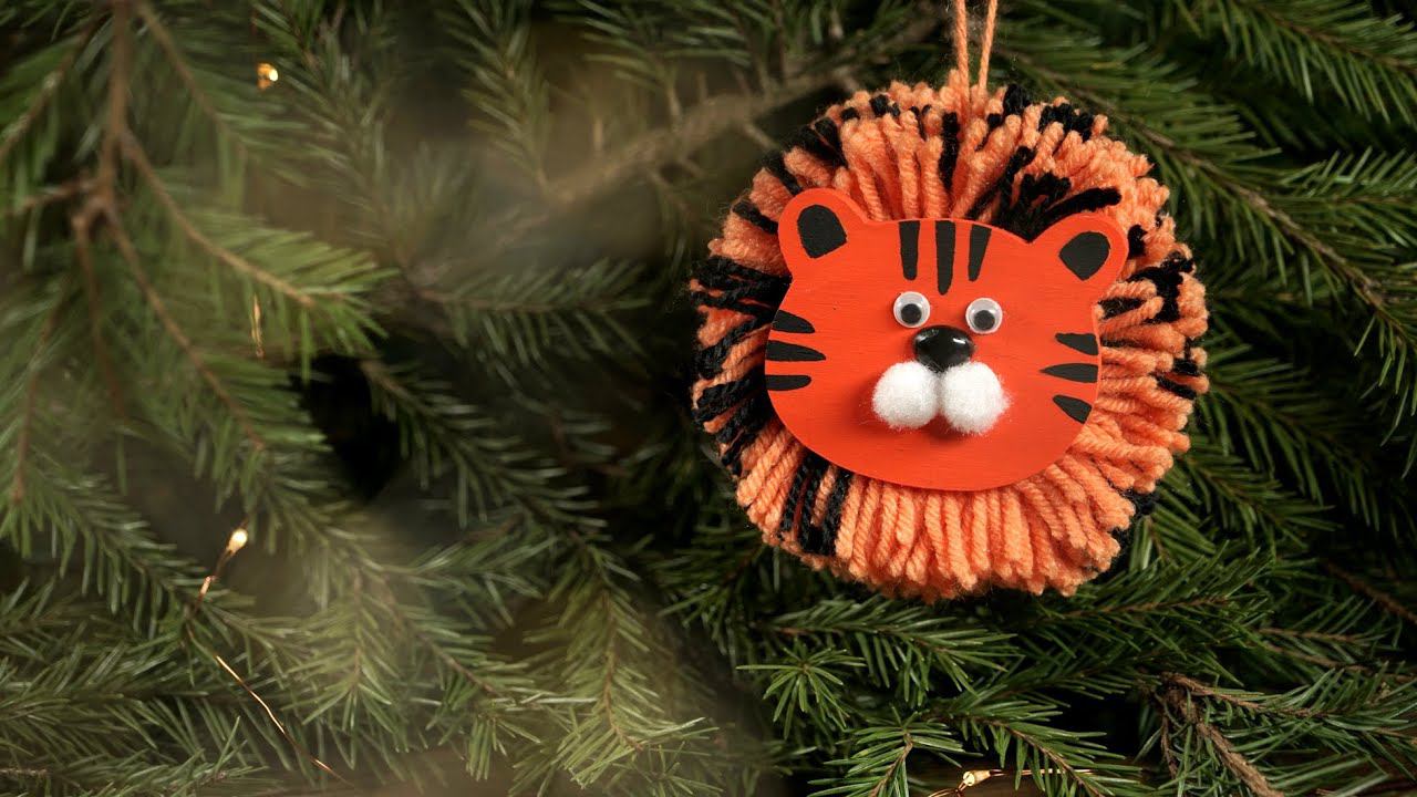 131. Тигрёнок из ниток и фанеры