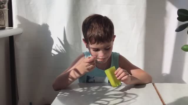 Дети пробуют - Еда из советского детства #25