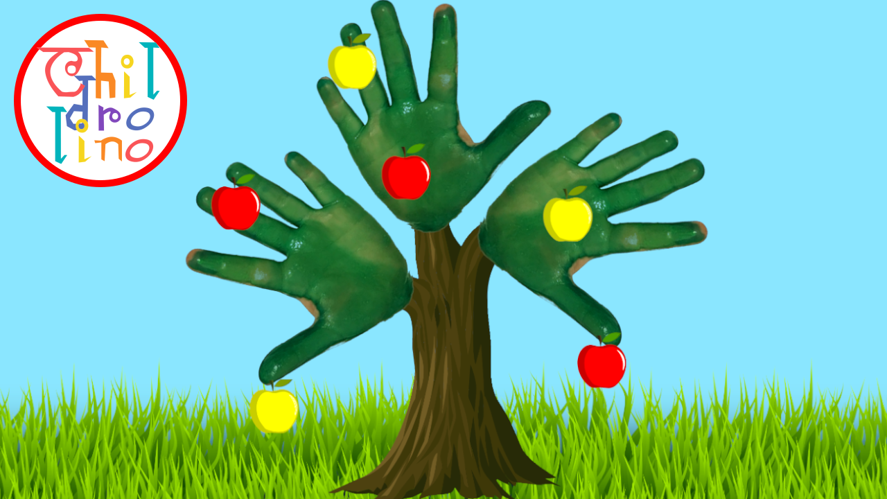 Рисуем с детьми дерево красками с помощью ладоней.