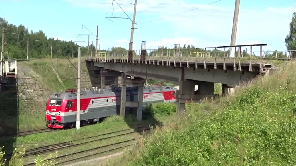 Электровоз 2ЭС5К-??? с грузовым поездом на перегоне Нижний Новгород Сортировочный - Доскино