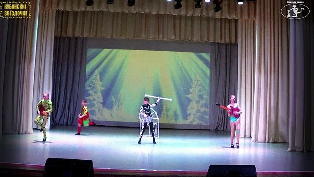 15. "Цирковой дивертисмент" шари-вари "Зима" игра с геометрическими фигурами.