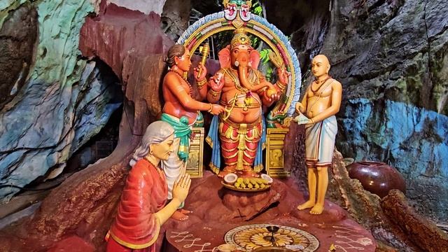 Малайзия, Пещеры Бату