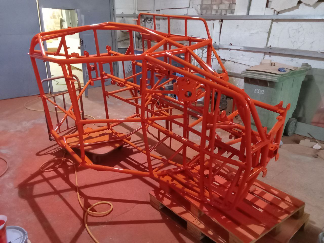 День 15 - покраска рамы