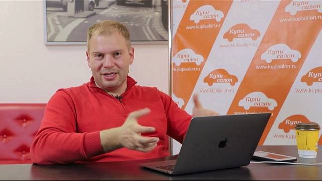 Эксперимент с двумя видами кожи, на примере Mazda 3. Перетянули руль в кожу и экокожу - что лучше?!