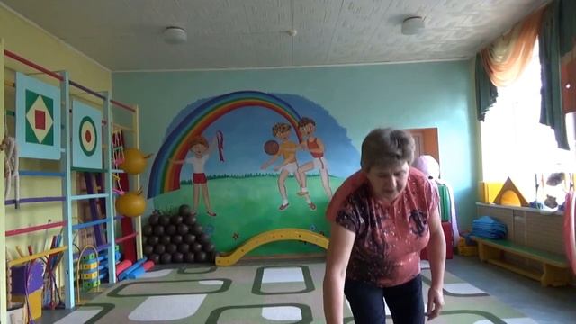 Видео -урок. Тема_ _Игры с мячом дома_