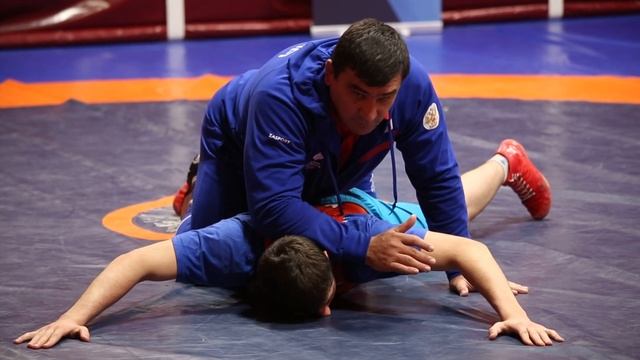 Вольная борьба с Давидом Мусульбесом. Кладка в партере. Техника исполнения, финт