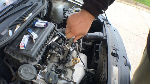 ЗАМЕНА СВЕЧЕЙ НА ФОЛЬКСВАГЕН ПОЛО